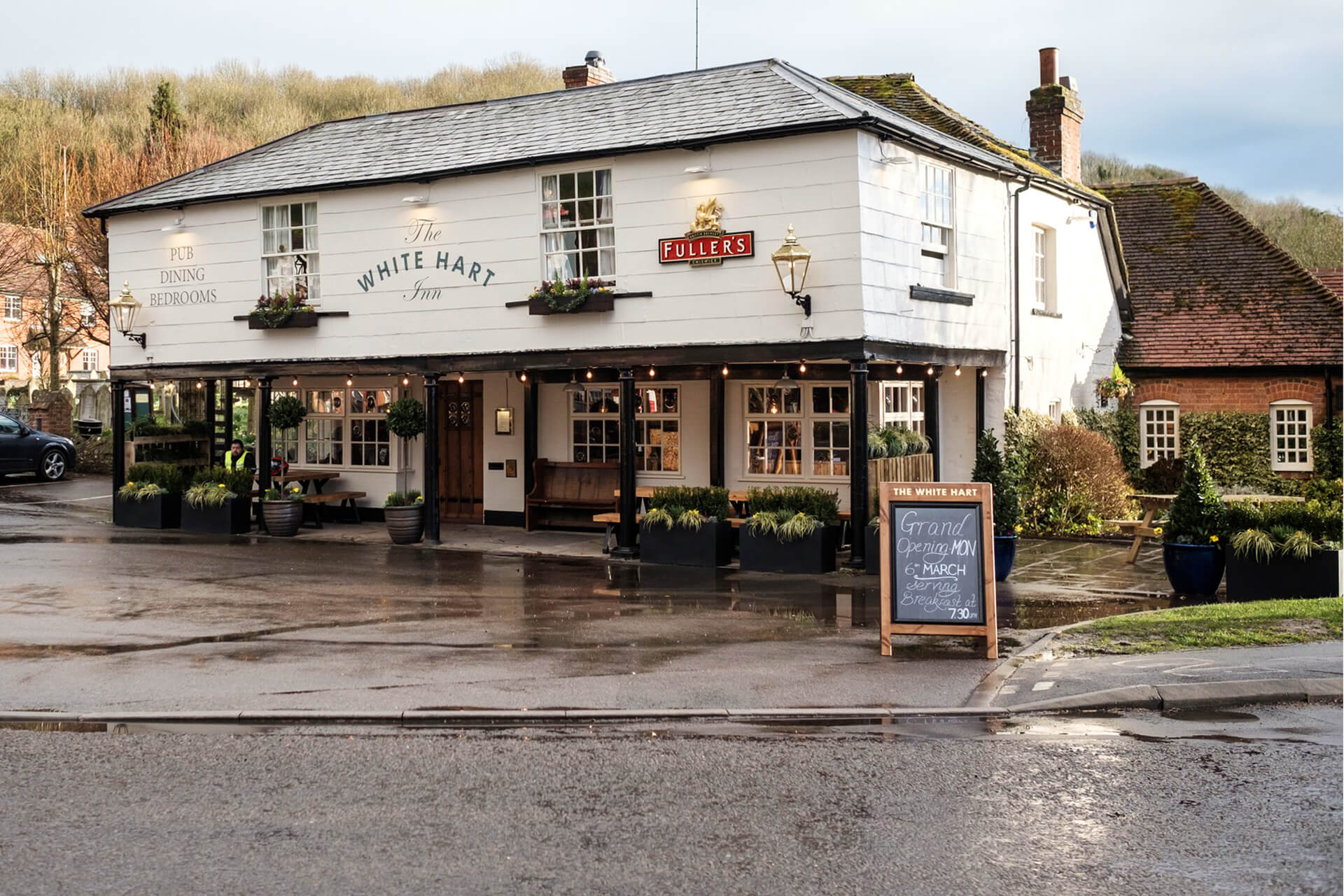The White Hart - Fuller's Pub and Hotel in Stockbridge